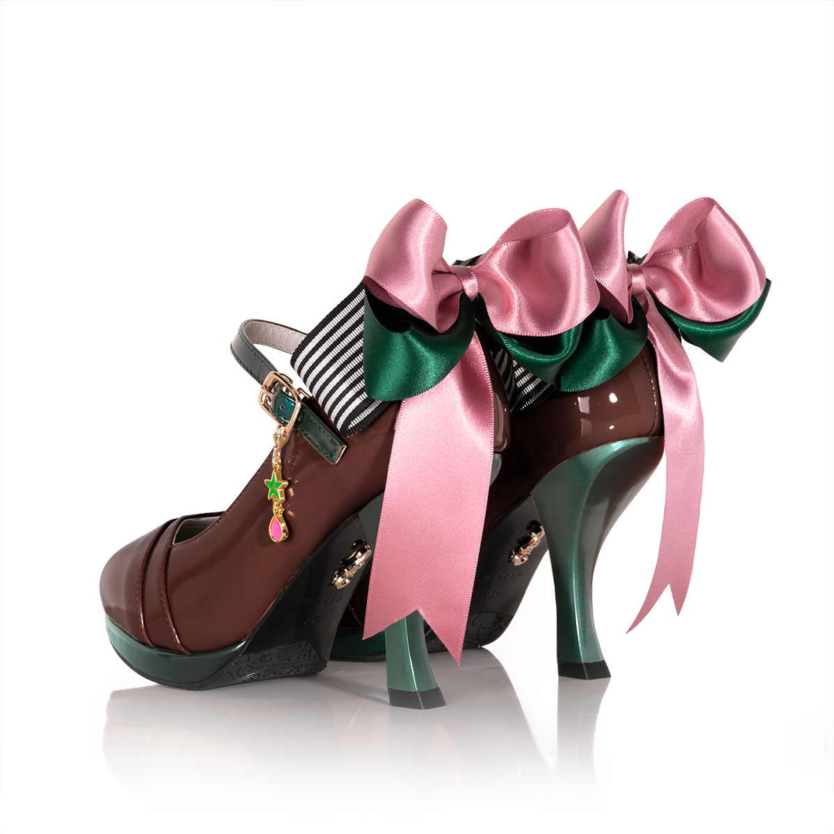 Sailor Moon Cosmos x MAYLA: Iconic Shoes Object Pumps