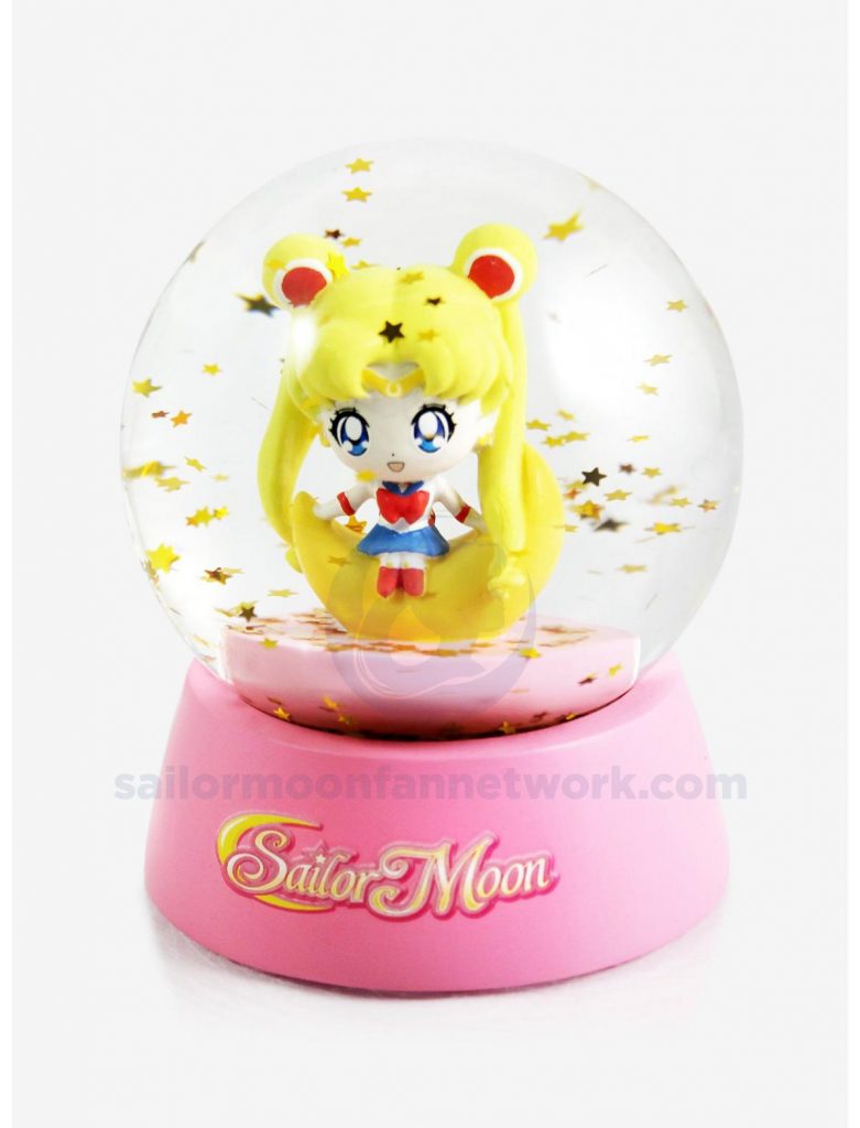 Hot Topic: Sailor Moon Glitter Snow Globe